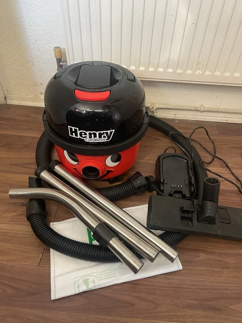 NUMATIC HENRY CORDLESS HVB160-12 Cylinder Vacuum ,with A Battery And ...