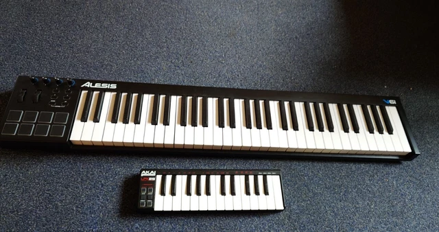 MIDI KEYBOARD - Akai Lpk25 And Alexis A61 £150.00 - PicClick UK
