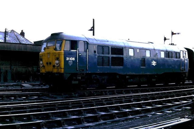 ORIGINAL 35MM SLIDE, class 31 locomotive 31106 - unknown location and ...