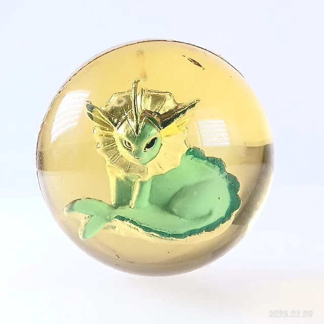 Vaporeon Pokemon Super Ball Figure Japonaise Nintendo Japon F S Eur 16