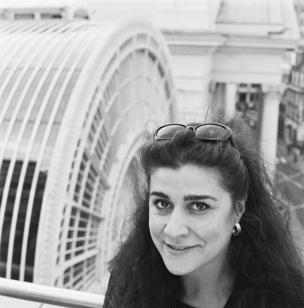 ITALIAN SOPRANO OPERA singer Cecilia Bartoli posed at the Royal Op- Old ...