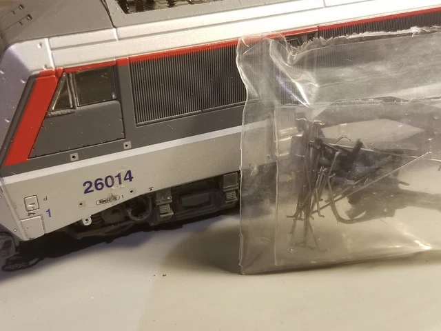 JOUEF HO: LOCOMOTIVE diesel electrique Sybic BB 26014 EUR 129,00 ...