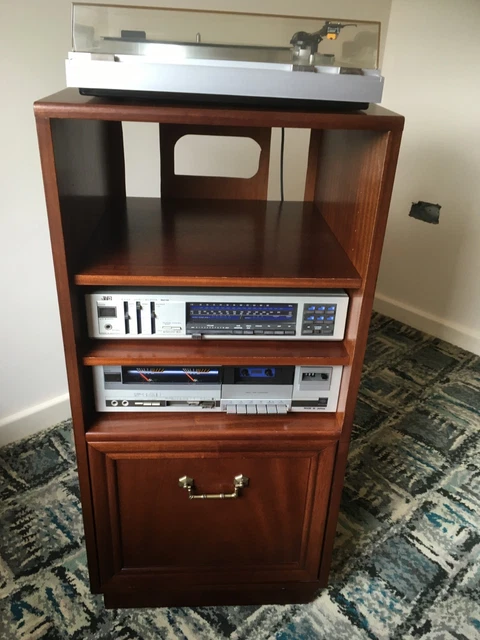 JVC STEREO/HI FI System, Record Turntable, Radio, Cassette Deck ...