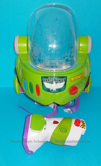 TOY STORY BUZZ Lightyear Space Ranger Talking Helmet Sound Jet Pack ...