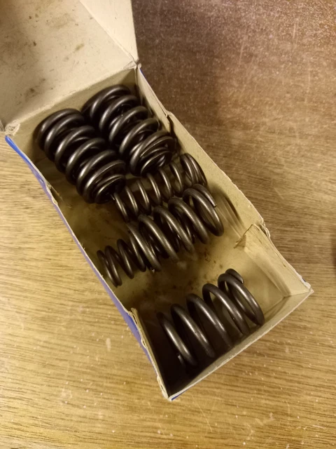 TRIUMPH T100 TR5T 500cc Terry valve springs 1966-onwards [19] £16.13 ...