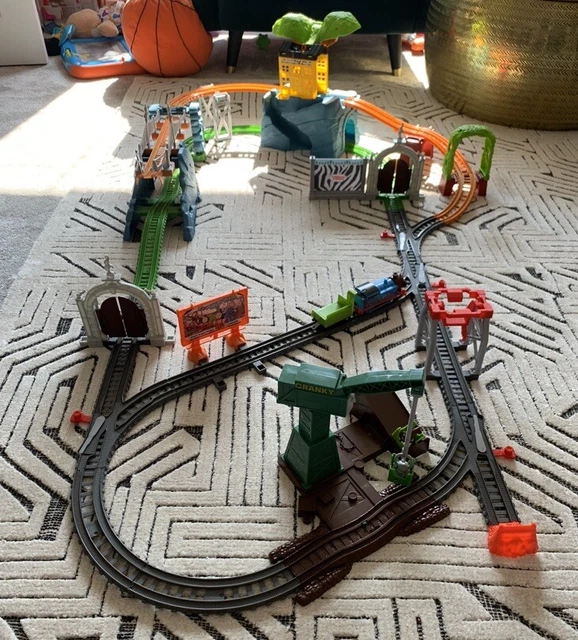 THOMAS & FRIENDS Animal Park Monkey Adventure Train Set With ...