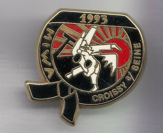 RARE PINS PIN'S .. Sport Judo Dojo Club Team Karate Miwa Croissy S/ Seine 93 ~Ef EUR 5,59 ...