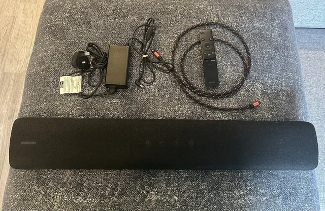 SAMSUNG HW-S40T SOUNDBAR with Remote, Power Cable & Optical cable £46. ...