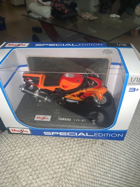 MAISTO YAMAHA YZF-R7 Scale Model "The Original R7" 1:18 Scale New £10. ...