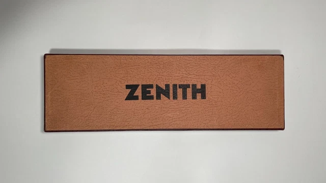 BOÎTE DE RANGEMENT vintage Zenith - montres de poche - compartiments de ...