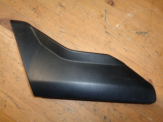BMW R1200GS RIGHT Side Tank Lower Fairing Infill Panel Trim 46637677516 ...