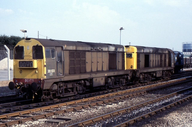 6X4 COLOUR RAILWAY photograph Class 20 20133/2 , Beeston P. Way yard £1 ...