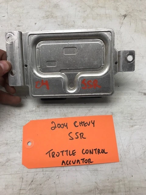 MODULE DE CONTRÔLE De Gaz OEM CHEVROLET SSR 2004 04 05 06 EUR 106,88 ...