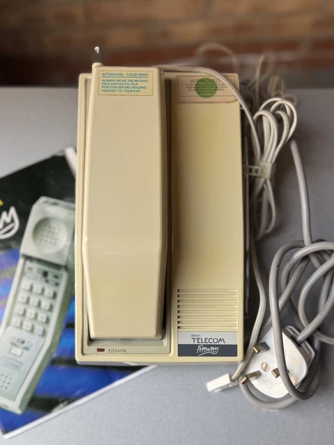 VINTAGE BT FREEWAY Cordless Phone - 1980s Cream Handset & Base Untested ...