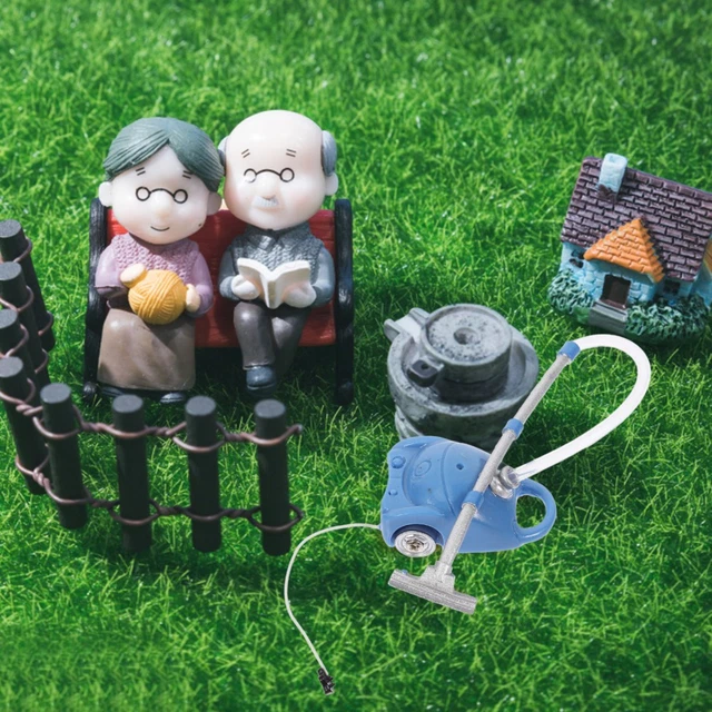 SET OF 2 Miniature Things Vacuum Cleaner Tiny Items Scene Accessories £ ...