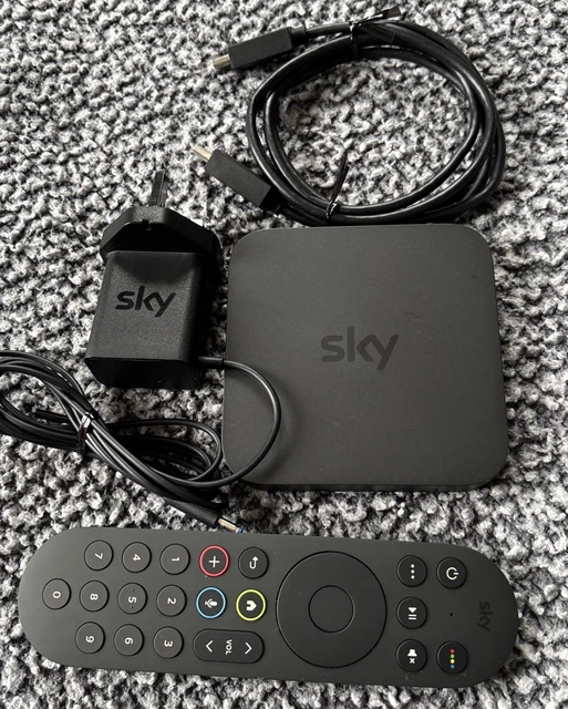 SKY STREAM PUCK with Remote, HDMI and Power. Model IP061-ef-ant £39.00 ...