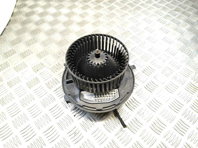 AUDI A3 S3 8V 2014 Heater blower fan motor 5Q1819021B Diesel 81kW ...