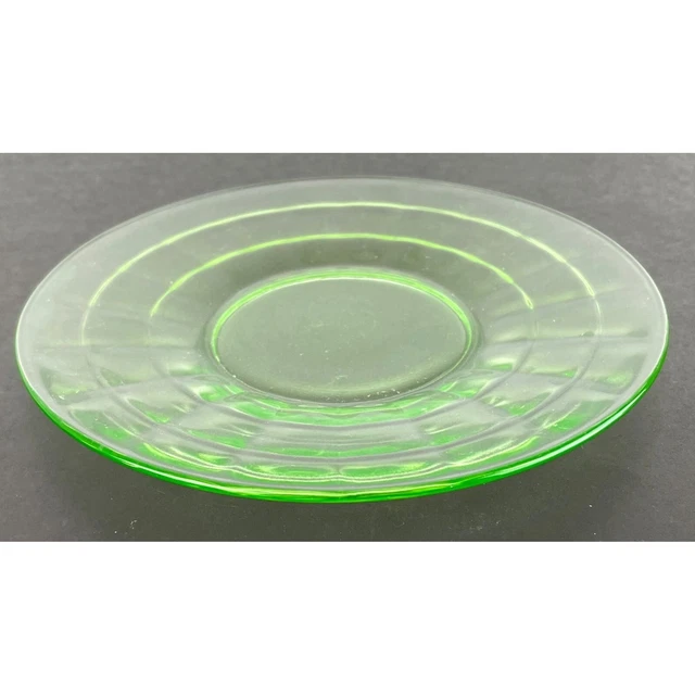 ANCHOR HOCKING DEPRESSION Glass Block Optic Uranium Glass Bread ...