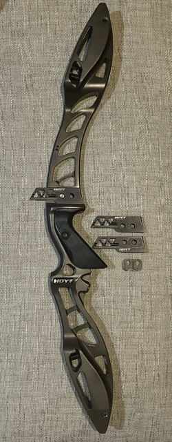 HOYT FORMULA XD Recurve Riser 25” VORTEX BRONZE Cerakote £400.00 ...