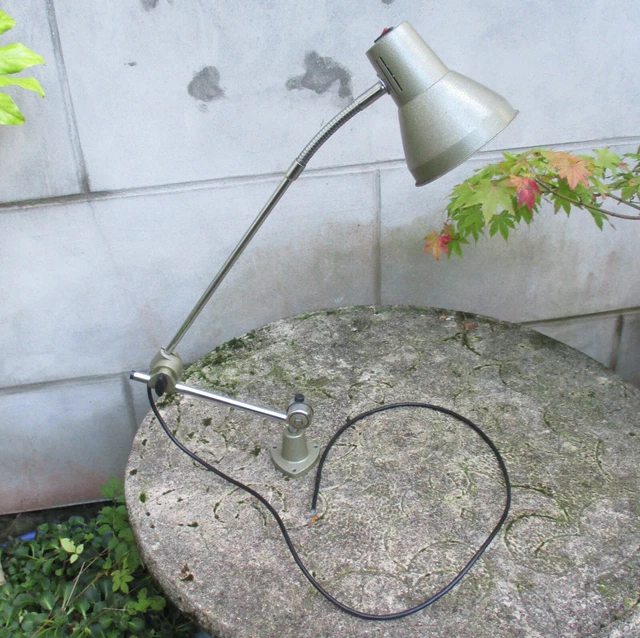 VINTAGE ITALIAN ARTICULATED Industrial Work Lamp. Desk Machinist Office ...