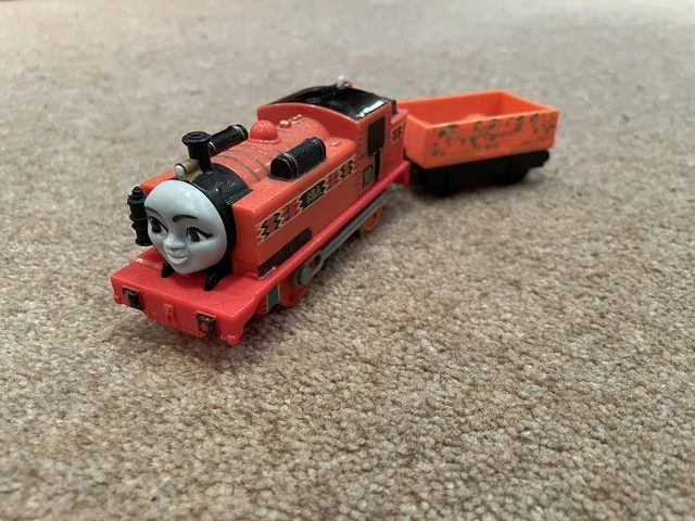 THOMAS & FRIENDS Trackmaster Nia Motorised Train Mattel 2013 £6.00 ...