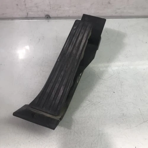 PEDALE D'ACCELERATEUR BMW SERIE 1 E87 PHASE 1 35406889823 EUR 30,00 ...