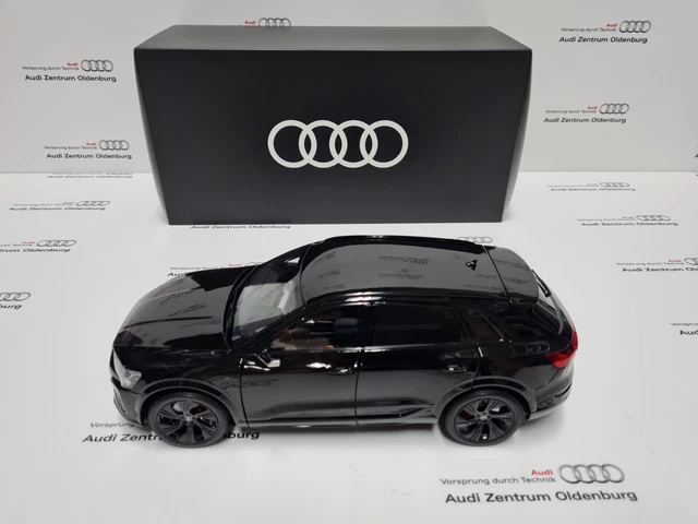 ORIGINAL AUDI Q8 e-tron Modellauto 1:18 Norev 5012328651 -NEU/OVP- EUR ...