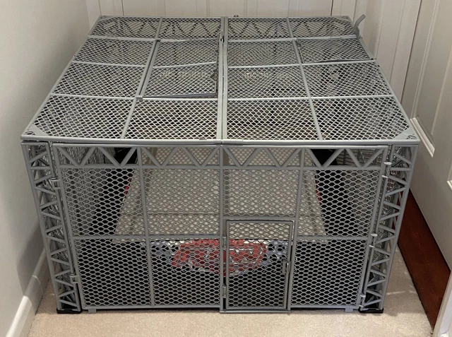 WWE REAL SCALE Hell in a Cell & wrestling ring play set - Jakks - 99% ...