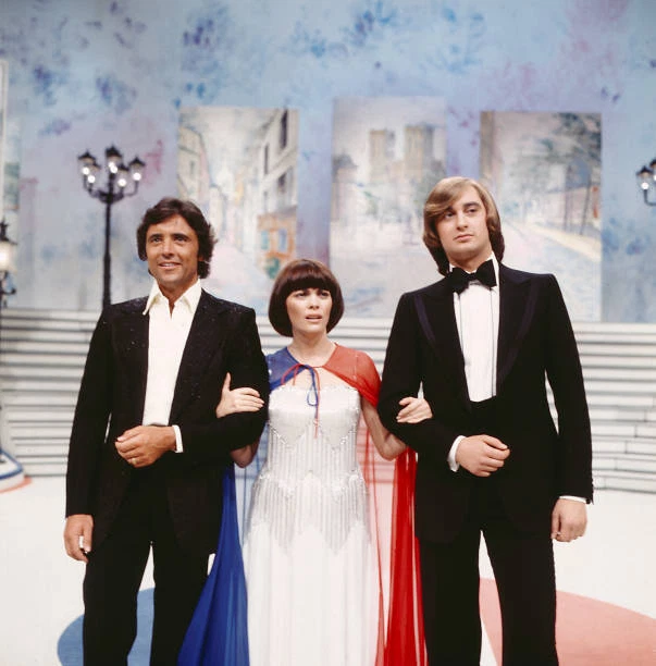 MIREILLE MATHIEU SHOW Sacha Distel and Mireille Mathieu 1977 OLD PHOTO ...