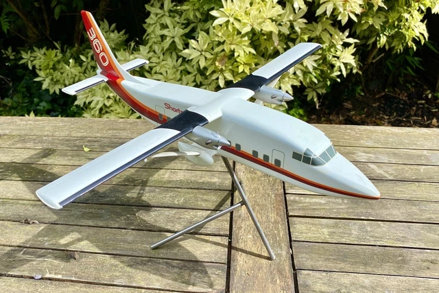 AIRCRAFT DESK DISPLAY model Space Models ?? Short 360 1/48 £245.00 ...