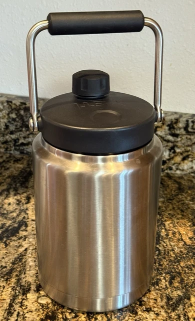 YETI RAMBLER HALF Gallon Jug 64oz Magcap Dock £59.30 - PicClick UK