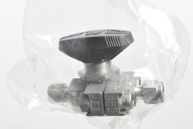 WHITEY SWAGELOK SS-33VM4-S4 Multi Purpose Ball Valve 1/4" Male NPT £32. ...