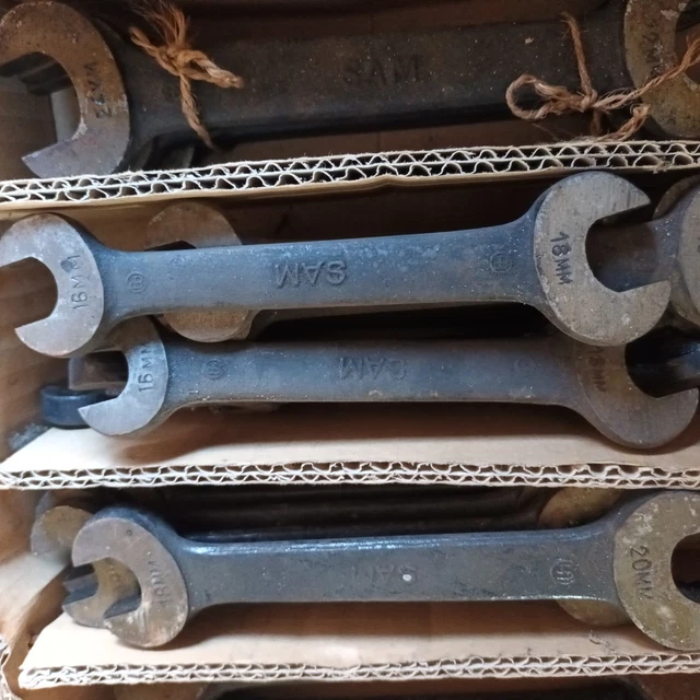 ANCIENNE CLE PLATE SAM - - NEUF DE STOCK - Au Choix EUR 15,00 - PicClick FR