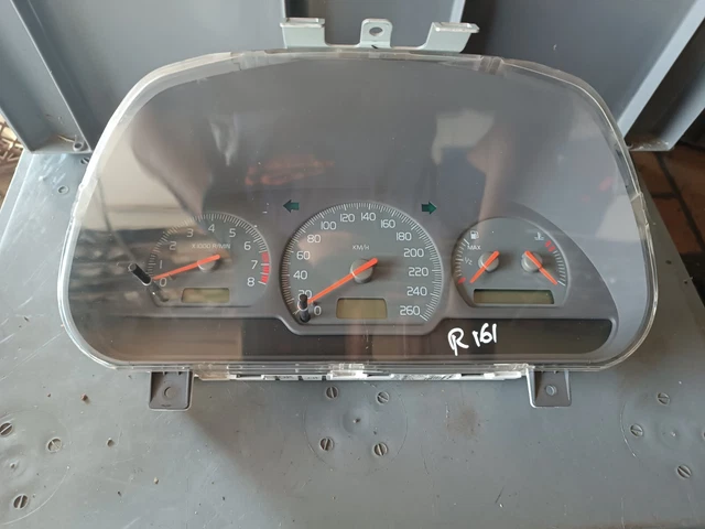 ORIGINAL VOLVO V40 2.0 T Facelift Tacho Tachometer Kombiinstrument ...
