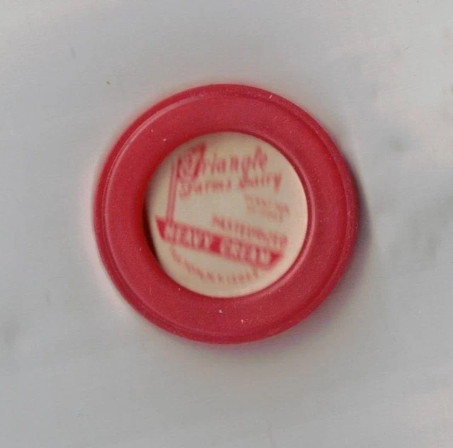 TRIANGLE FARMS DAIRY-HEAVY Cream-Fulton,N.y- Milk-One 1/2 Inches Width ...