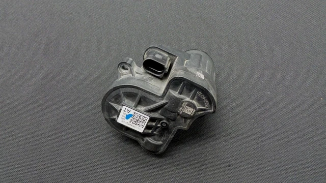 AUDI TT TTS 8S A3 S3 8V VW Golf VII 5G Stellmotor Feststellbremse HL ...