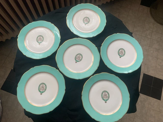 6 ASSIETTES PLATES anciennes, porcelaine A la ville de Sèvres Macé, XIX ...