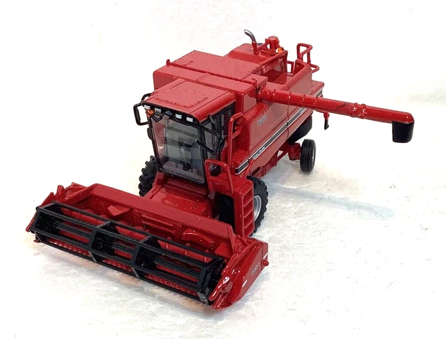 HO SCALE UNIVERSAL Hobbies CASE IH Axial Flow 1660 (1989) Die-Cast ...