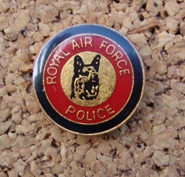 RAF RAFP ROYAL Air Force Police DOG SECTION German Shepherd pin badge K ...