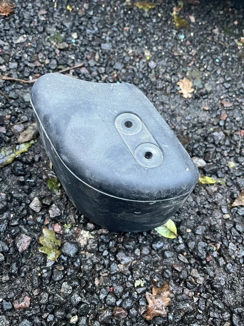 LAND ROVER DEFENDER 90/110/130 Front Bumper End Caps & Fitting Clips ...