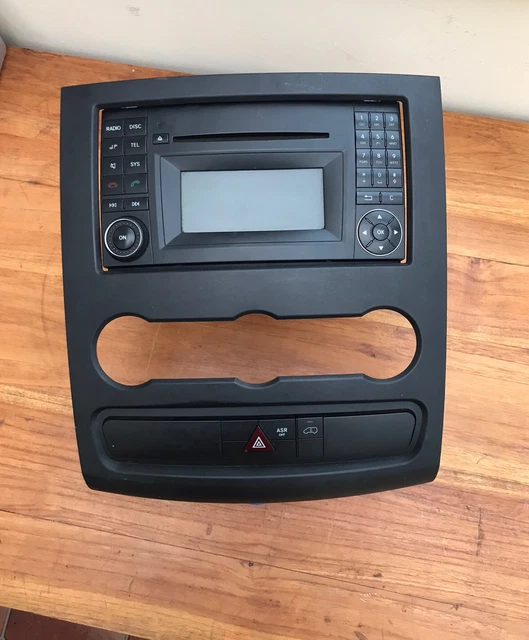 MERCEDES SPRINTER W906 Radio CD Player Head Unit A1699002000 + Center ...