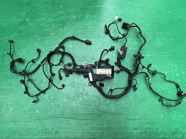 MERCEDES C CLASS W205 C300 Engine Wiring Loom Harness 2.0 Petrol Auto ...