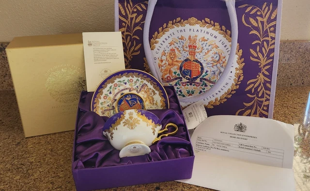 ROYAL COLLECTION PLATINUM Jubilee Limited Edition Tea cup Saucer Queen ...