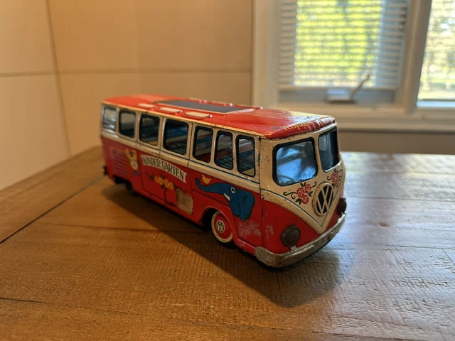 VINTAGE KINDERGARTEN VW VOLKSWAGEN Bus Transporter Type 2 Tin Toy Red ...