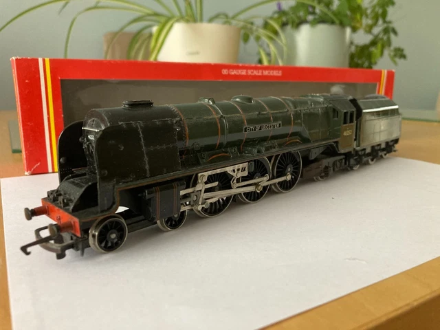OO GAUGE HORNBY Coronation class model railway steam locomotive £58.99 ...