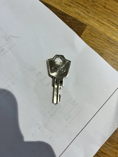 AOV WINDOW MASTER Smoke Vent Panel Spare Key For WSC 204 £2.99 ...