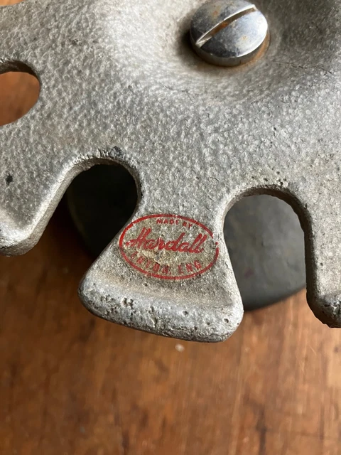 CAST IRON PIPE stand 'hardall, luton. Eng' Vintage £25.00 - PicClick UK