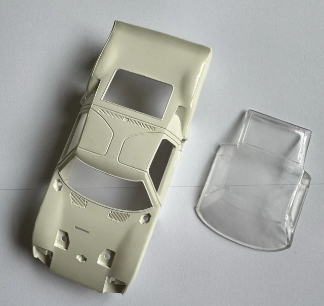 VINTAGE TAMIYA FORD GT 40 Body Shell & Windscreen, Model Slot Car 1/32 ...