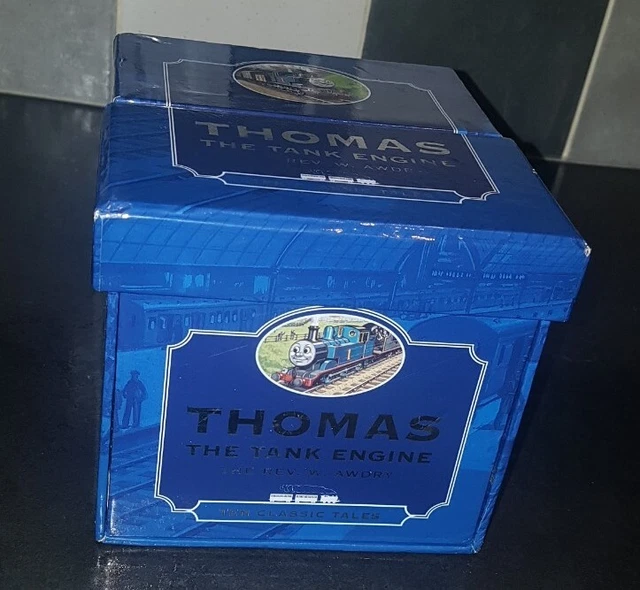 THOMAS THE TANK Engine book set, ten classic tales, very good condition ...
