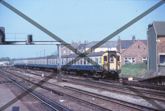RAILWAY LOCOMOTIVE 35MM Slide – Class 421 Emu At Tonbridge Station 1980 ...